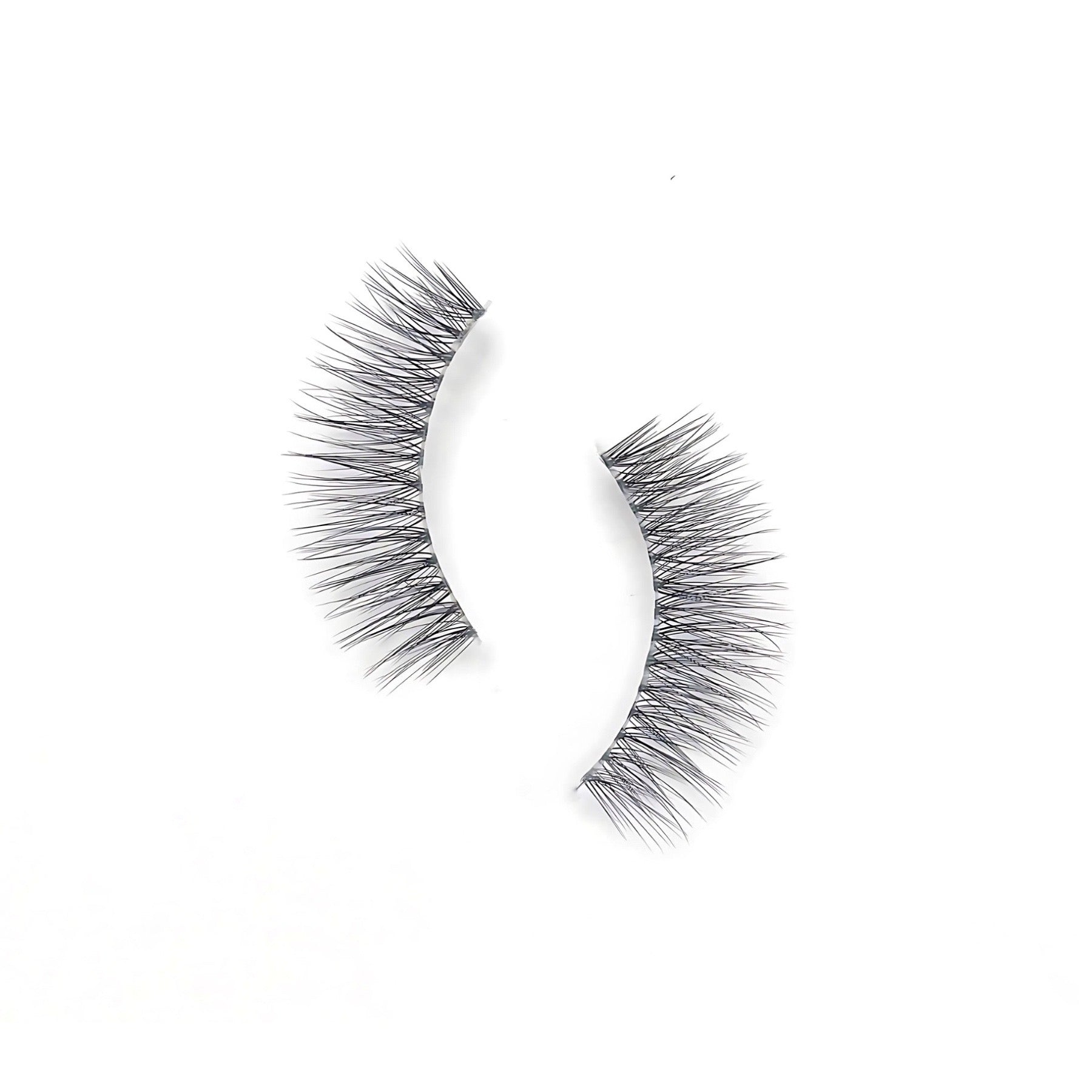 Sheer Luxe #3 - Lightweight Vegan Lashes for a Natural Look